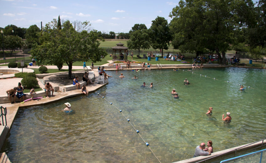 101 Highland Lakes