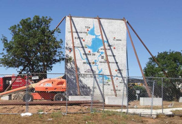 As it rebuilds, Kingsland bank looks to preserve iconic Highland Lakes ...