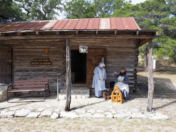Pioneer fun at Fort Croghan Day - DailyTrib.com