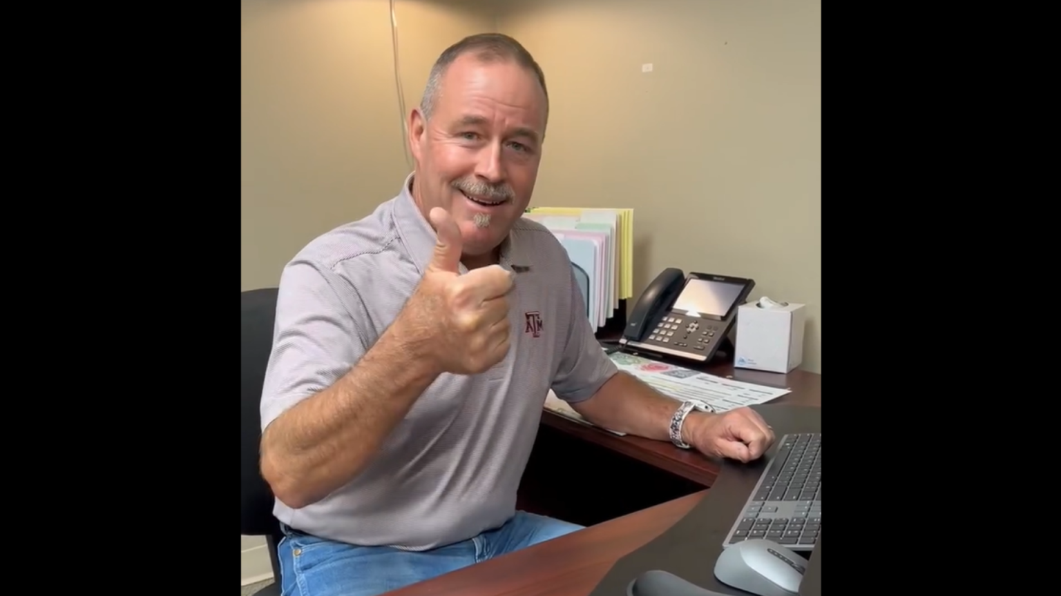 ‘Mondays with the Mayor’ offers weekly dad joke - DailyTrib.com