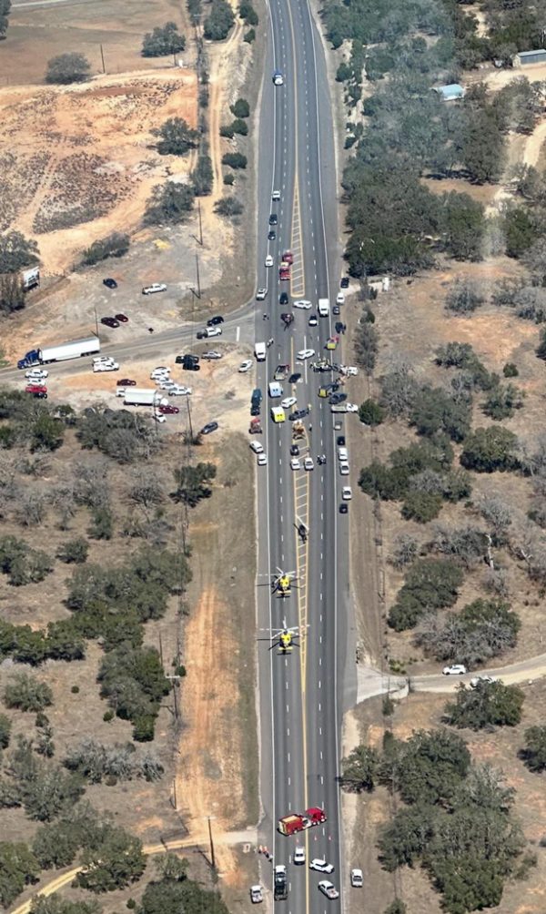 3 dead in major collision on 281 - DailyTrib.com