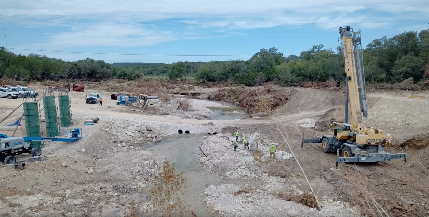 VIDEO: Rebuild of Cow Creek bridge progresses - DailyTrib.com