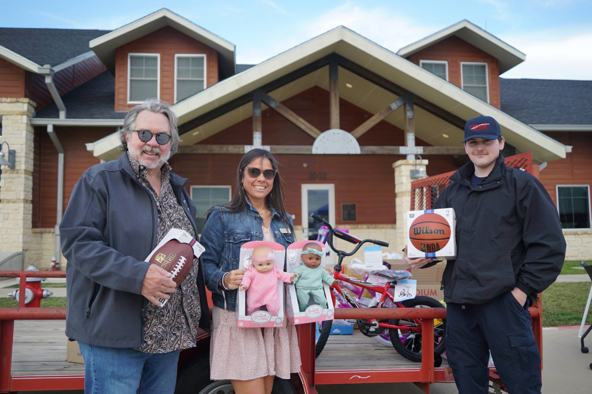 Picayune-KBEY toy drive raises funds and fun for the holidays ...