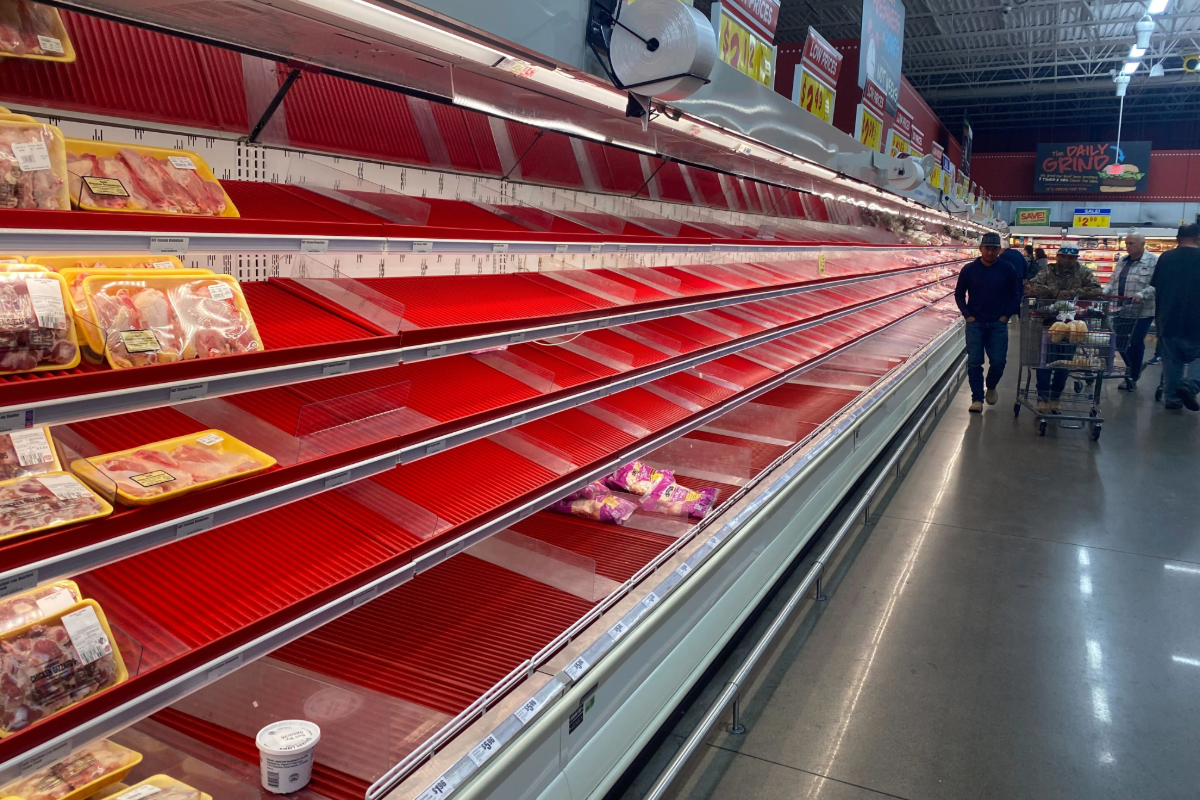 Empty shelves HEB MF Dakota Morrissiey - DailyTrib.com