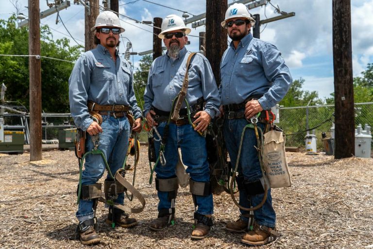 Lineworking family continues tradition with PEC - DailyTrib.com